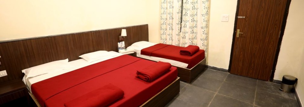 Best Resorts/Hotels in Sajan, Vikramgad in Maharashtra