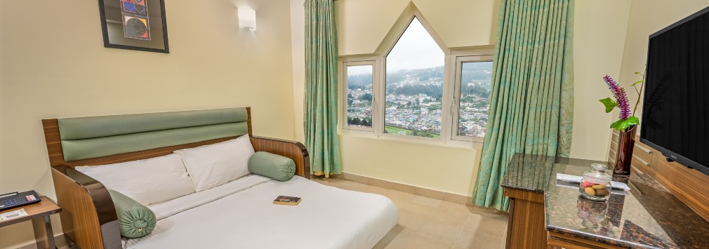 Top Resorts/Hotels in Ooty For Honeymoon - Sterling Elk Hill