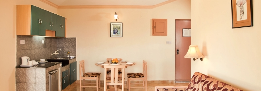 Top Family Holiday Resorts/Hotels in Ooty Fern Hill Station - Sterling ...